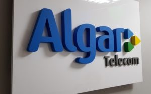 Torre da Algar Telecom recebe iluminação nas cores do Brasil em sinal ...